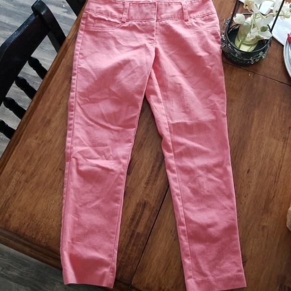 Maurices | Pants & Jumpsuits | Super Cute Coral Salmon Pink Capris ...